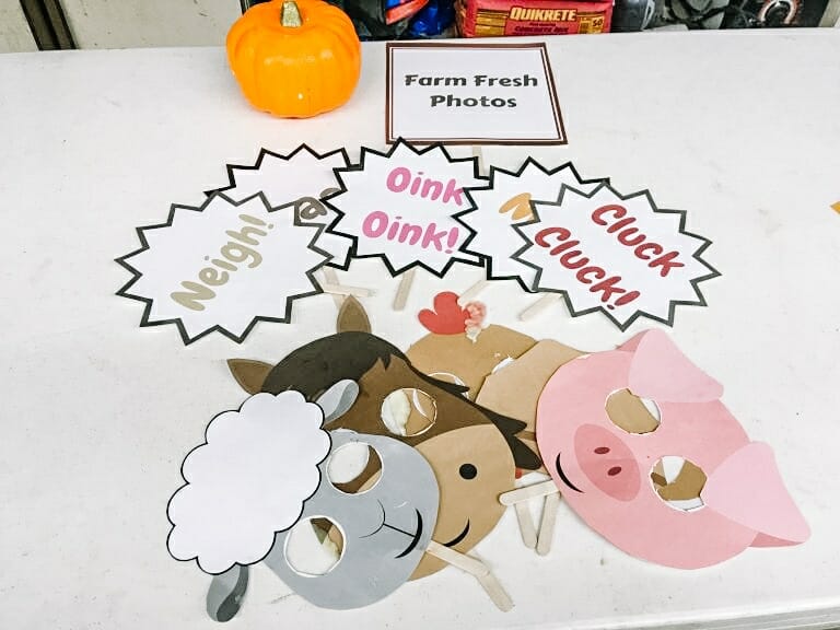 22 of the Best Fall Farm Fest Activities, Food, & Decorations - Mama on ...