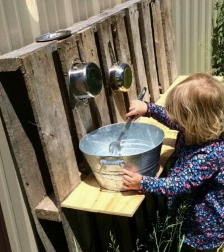 60+ Gifts for Homestead Kids: Homestead Kid Gift Guide - Mama on the ...