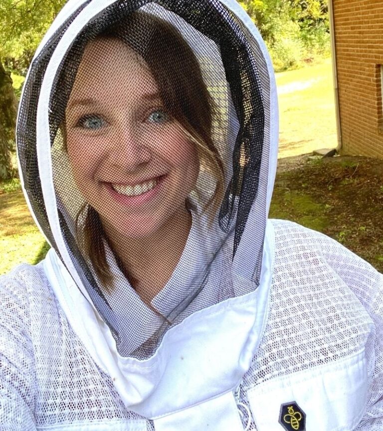 15 Essential Beekeeping Tools + Supplies - Mama on the Homestead