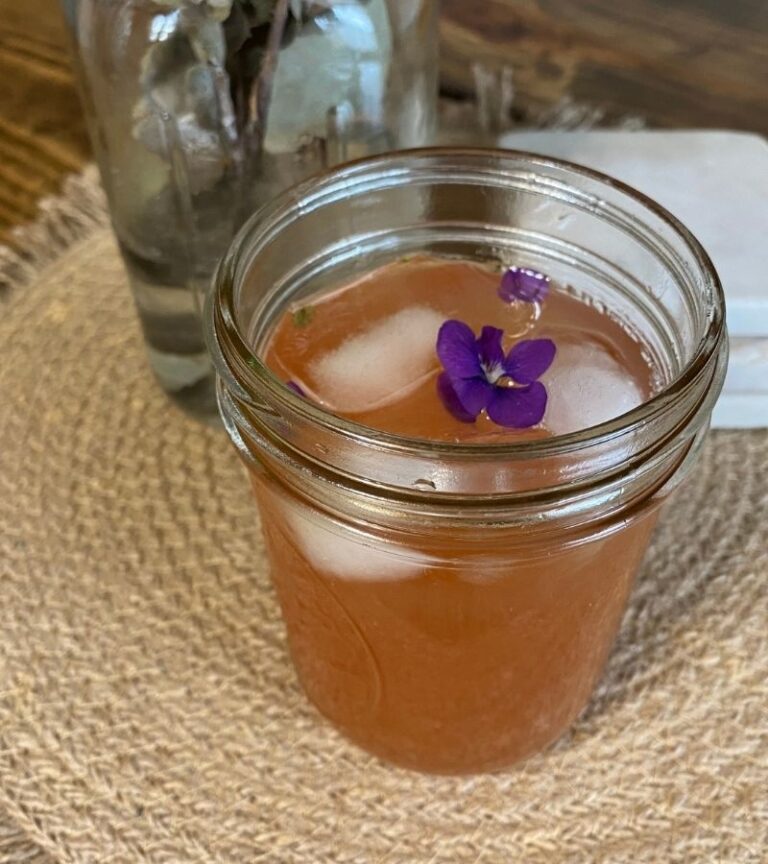 How to Make a Wild Violet Tea Recipe - Mama on the Homestead
